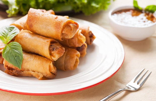 Cách làm chả giò ngon giòn lâu hấp dẫn