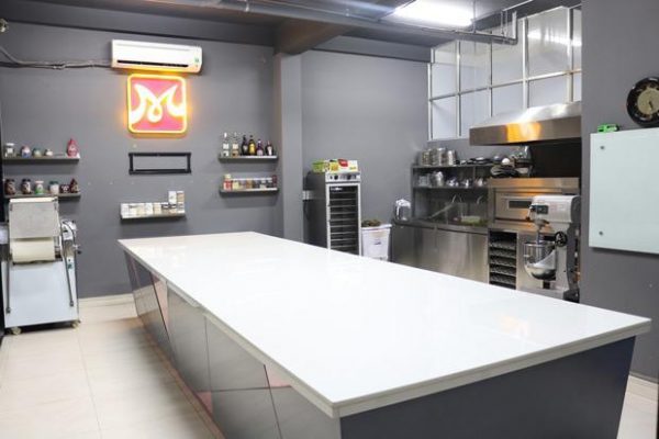 Khóa Học Bếp Trưởng Bếp Bánh - Hướng Nghiệp Á Âu