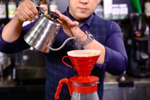 Học pha chế đồ uống Á Âu - Dạy pha chế Cơ Bản ⇒ Nâng Cao