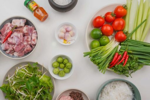 Cách Nấu Bún Sườn Chua Đậm Vị Thơm Ngon